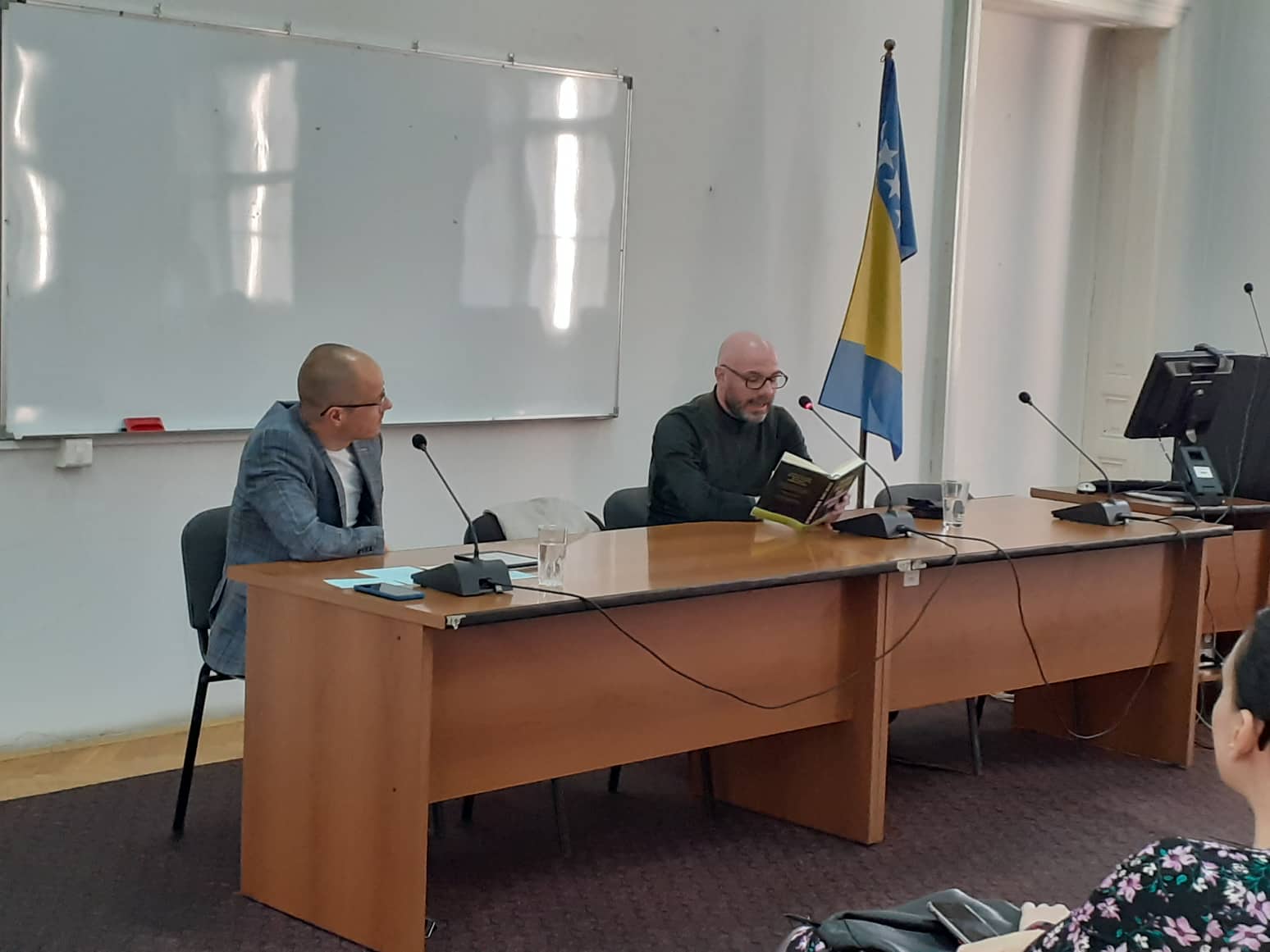 Promocija knjige "Die erfundene Frau“ u Nacionalnoj i univerzitetskoj biblioteci BiH ...