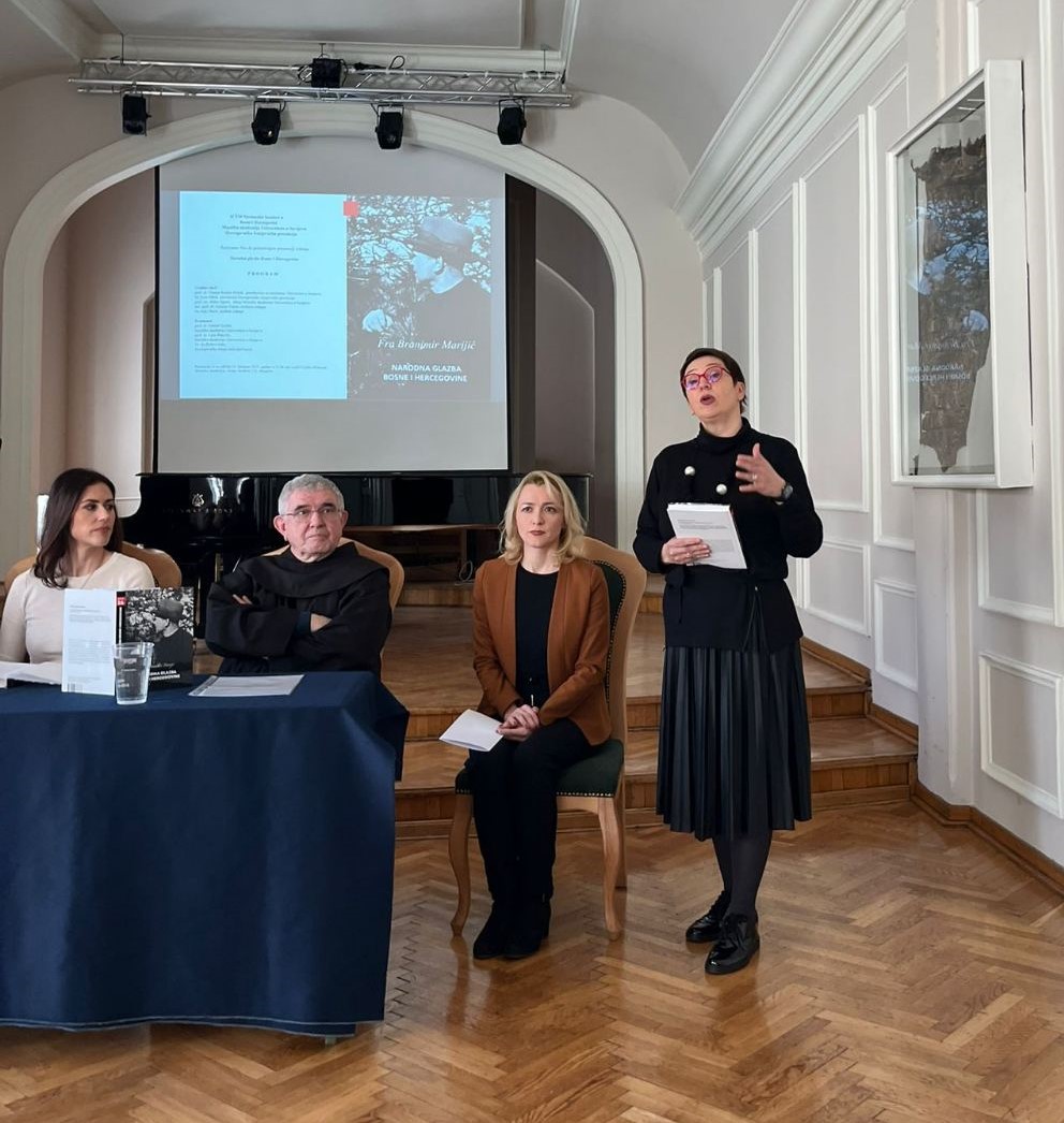 Predstavljena knjiga “Narodna glazba Bosne i Hercegovine” urednika acc ...
