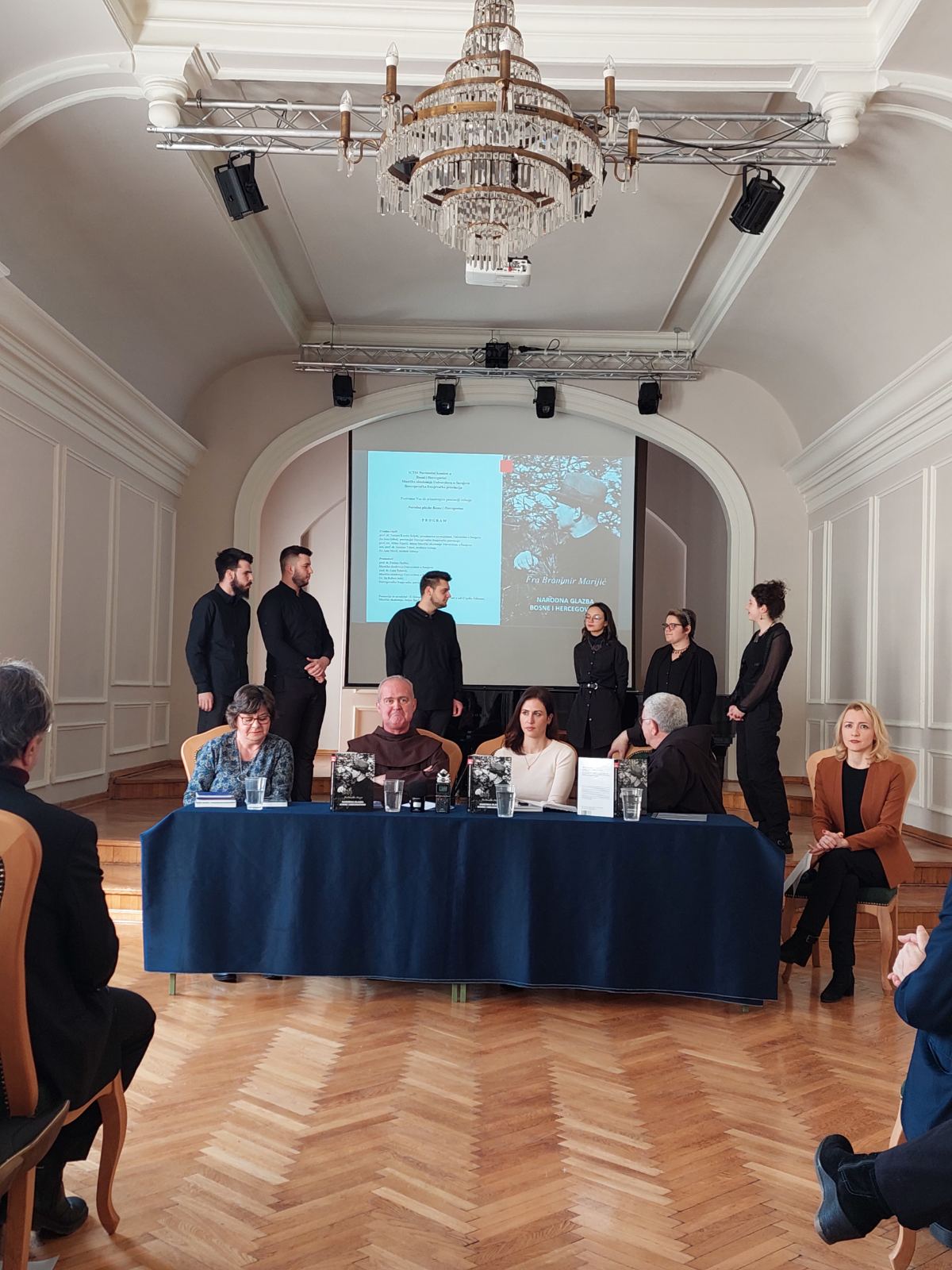 Predstavljena knjiga “Narodna glazba Bosne i Hercegovine” urednika acc ...