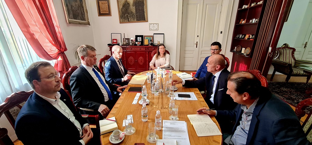 Susret rektora Univerziteta u Sarajevu i ambasadora Finske | Razgovarano o saradnji Univerziteta ...