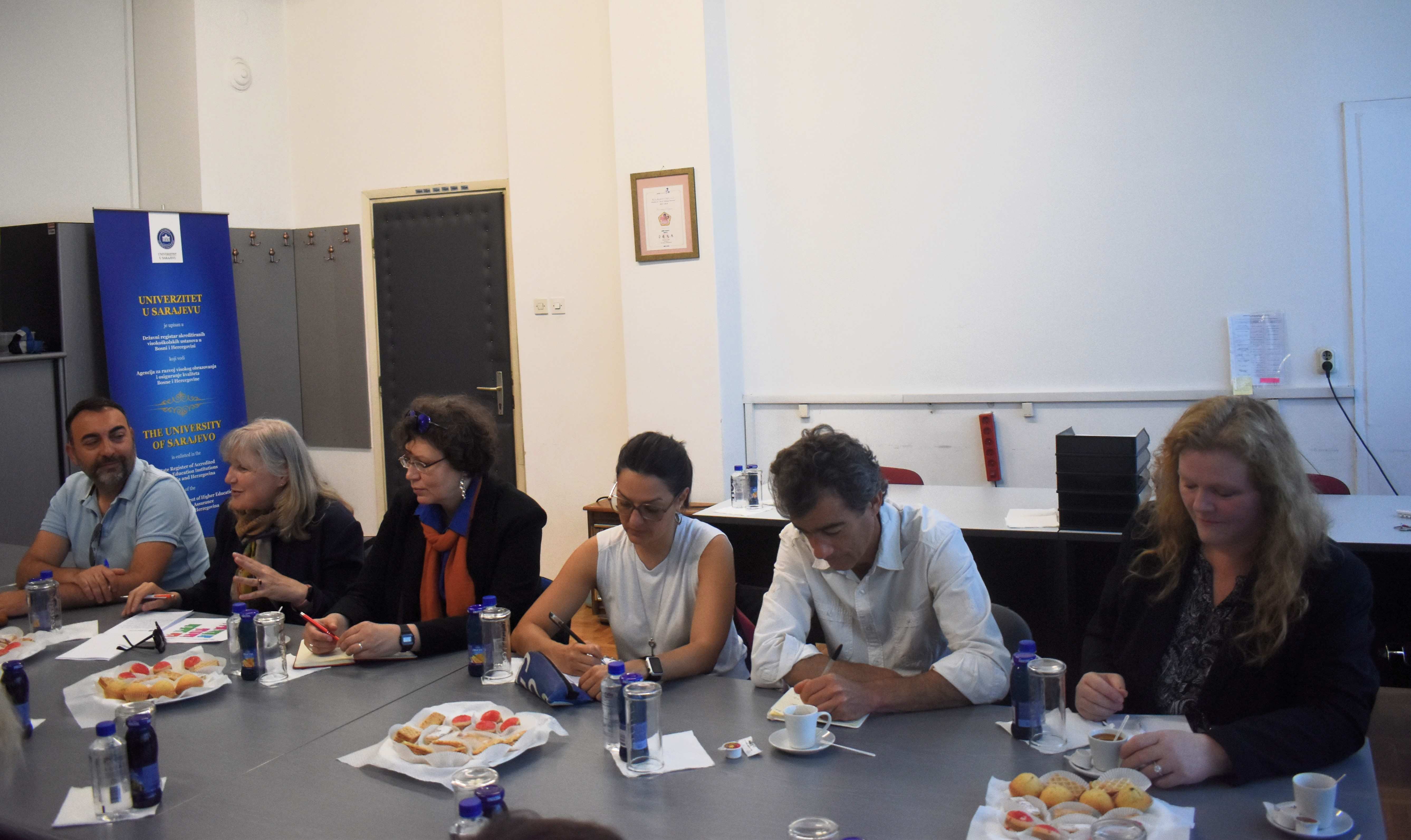Posjeta delegacije Univerziteta u Poitiersu Filozofskom fakultetu UNSA ... Posjeta delegacije Univerziteta u Poitiersu Filozofskom fakultetu UNSA ...