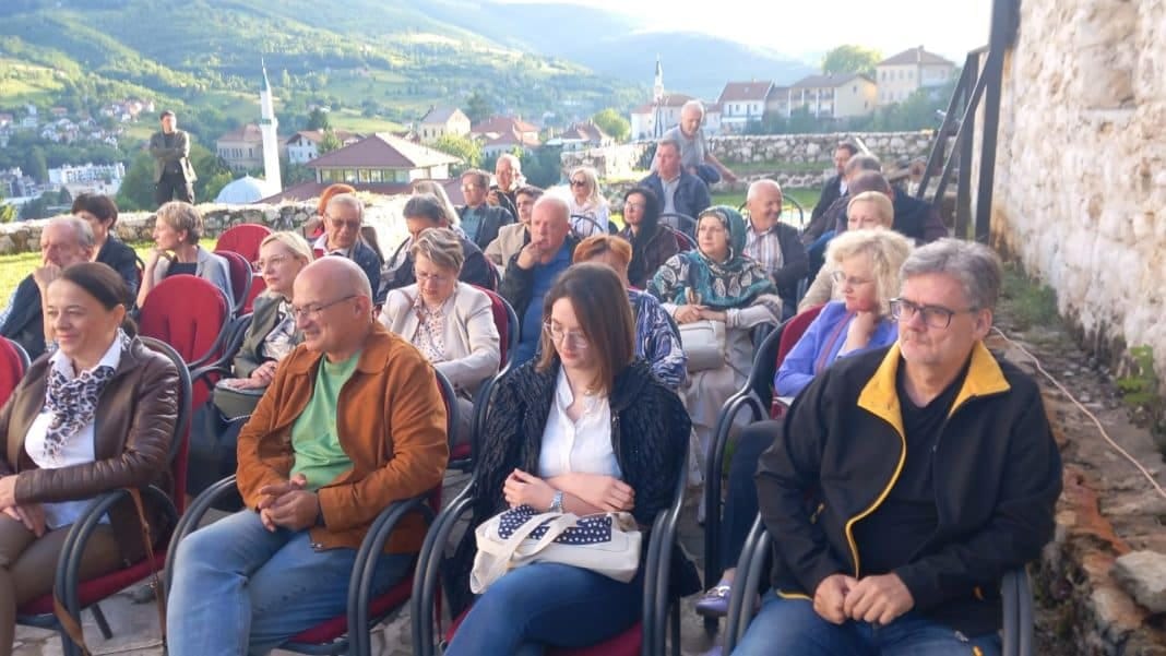 Edicija "Historija Bosne i Hercegovine" predstavljena u Travniku | Univerzitet u Sarajevu