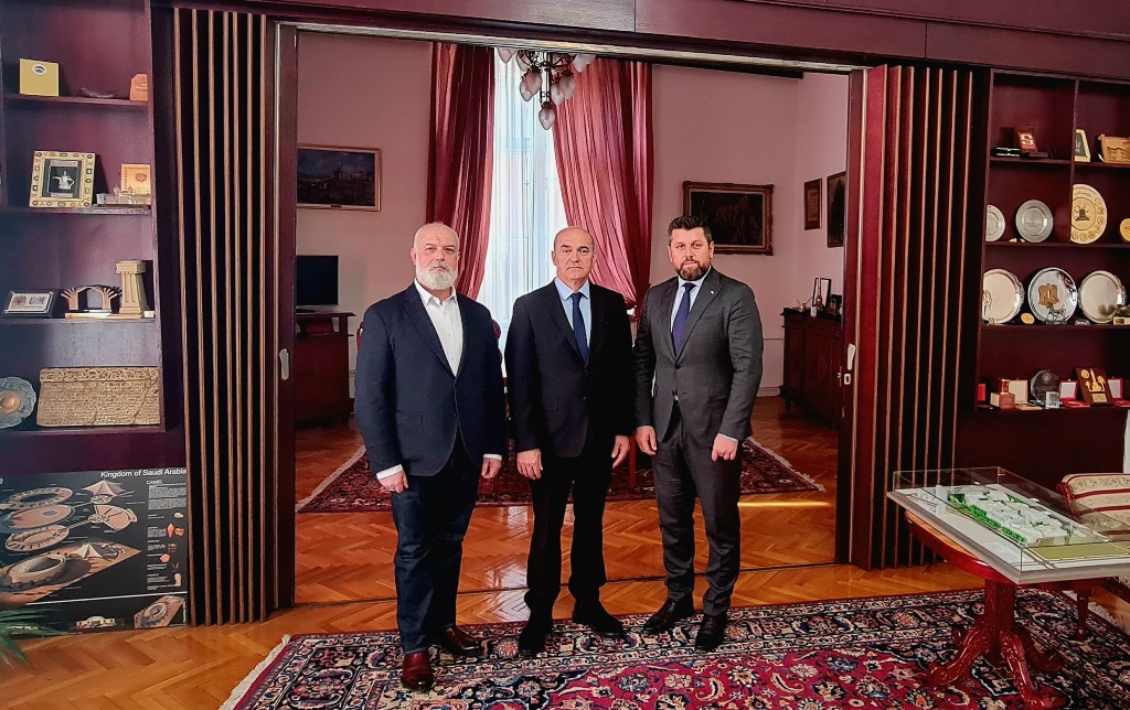 Establishment and development of cooperation between the University of ...
