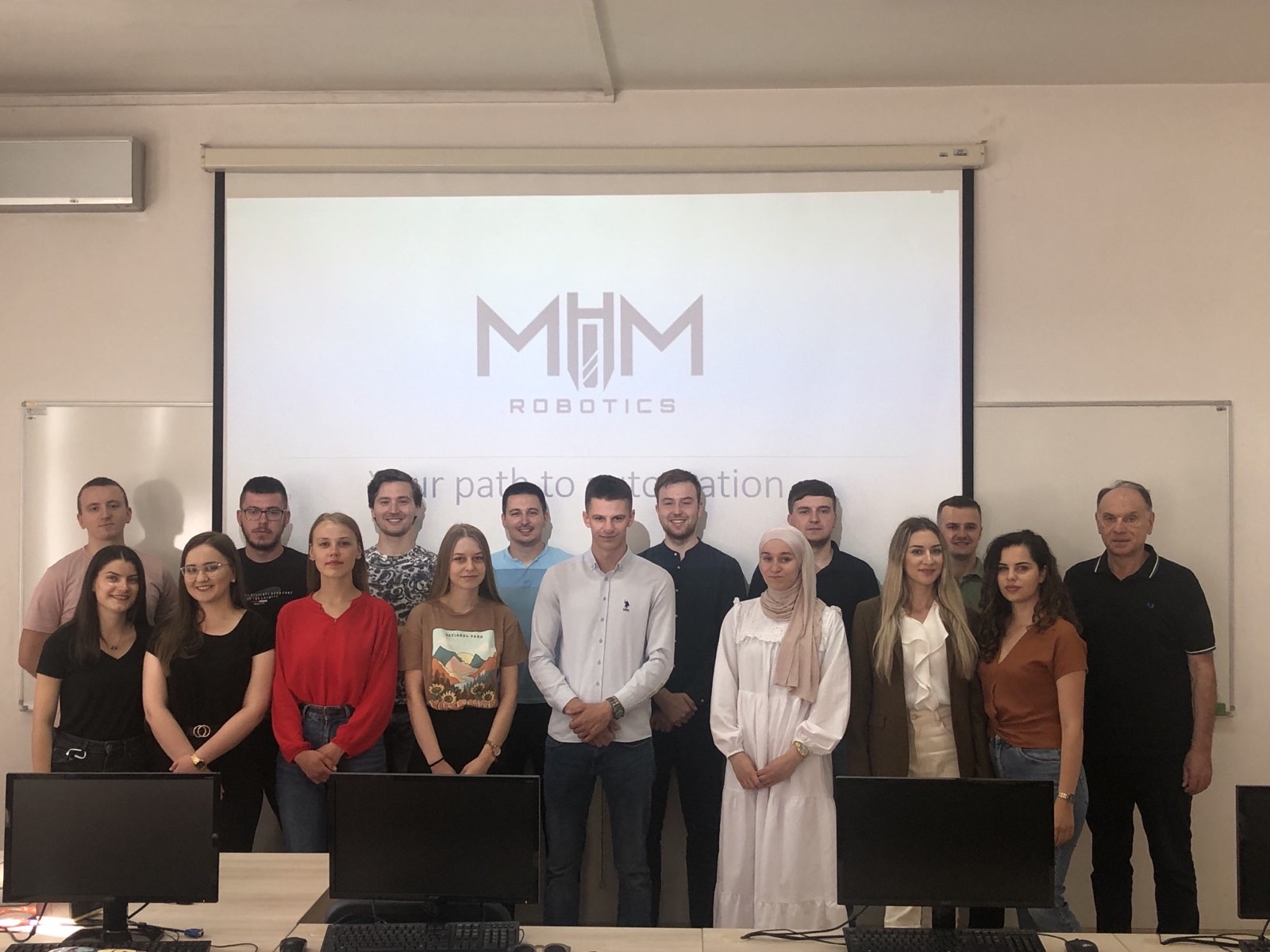 Prezentacija dva inovativna deep-tech start-up-a, MHM Robotics i ...