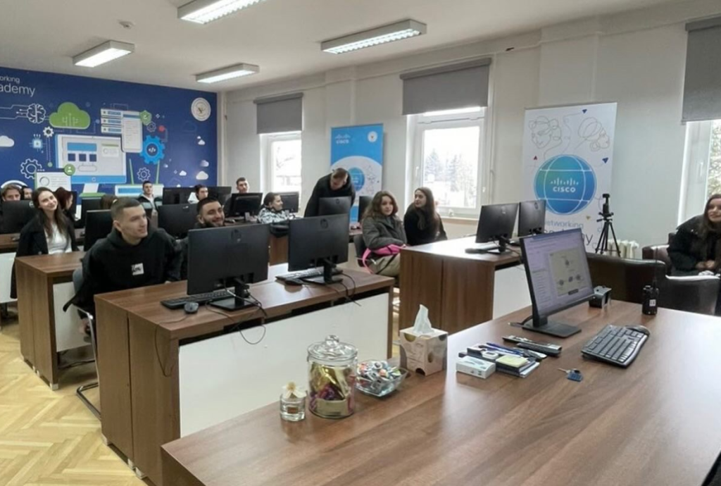 Učenici Srednje škole za saobraćaj i komunikacije Sarajevo posjetili ...