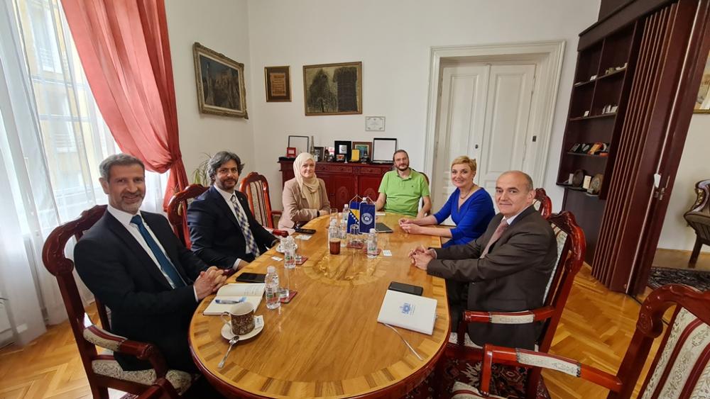 Predstavnici Turske fondacije "Maarif" za Bosnu i Hercegovinu posjetili ...